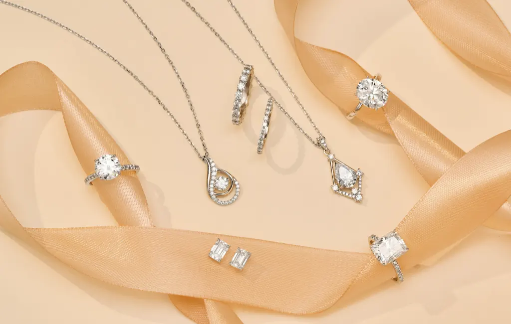 Types of Bracelet Clasps | LaneWoods Jewelry